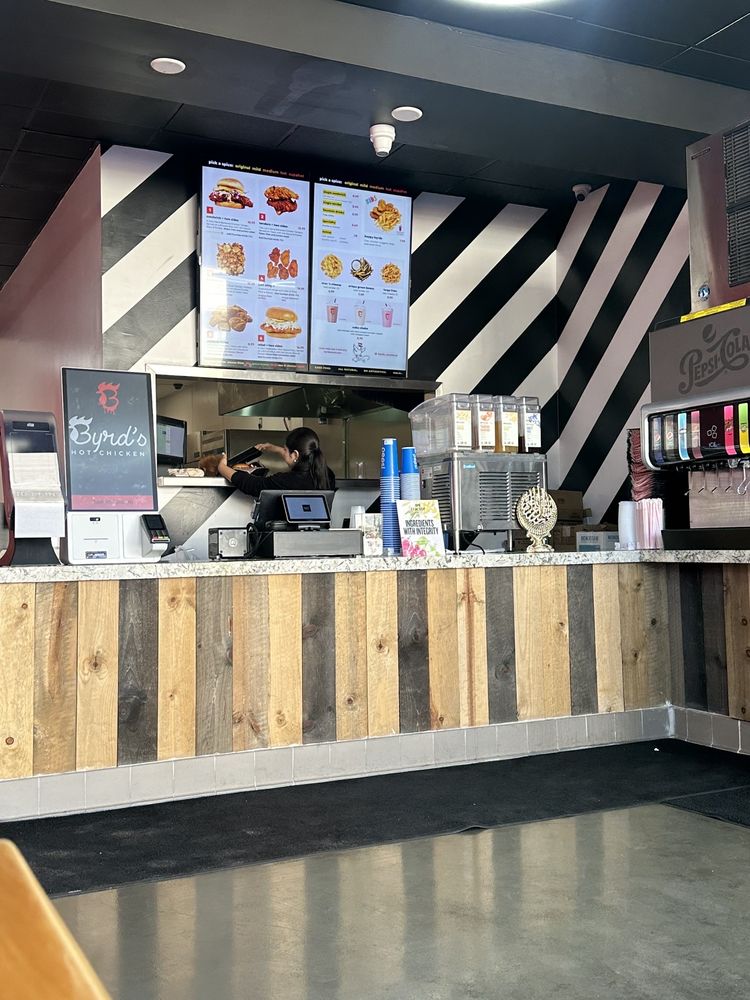 Byrd's Hot Chicken, Corona - Menu, Reviews (39), Photos - Restaurantji