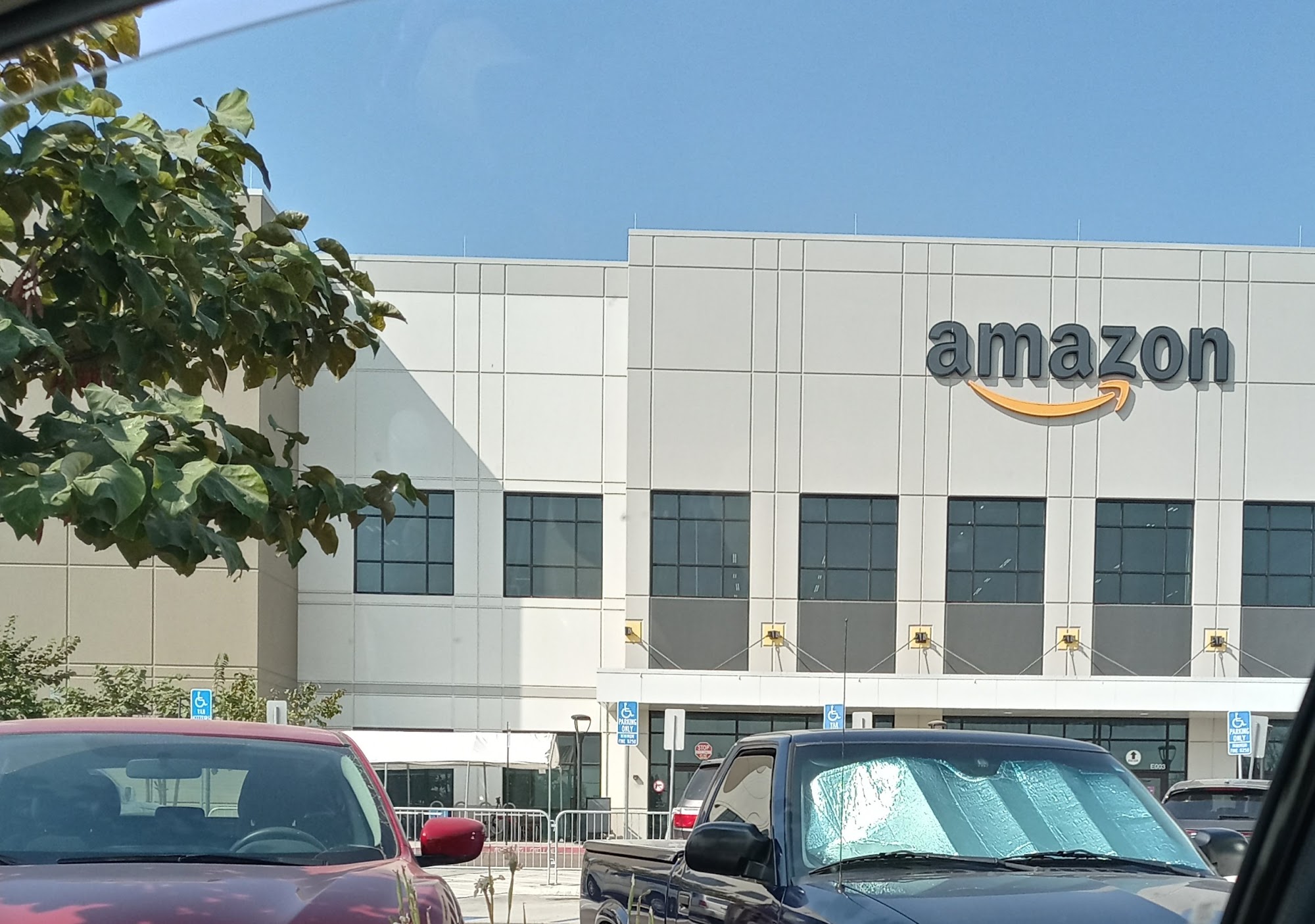 AMAZON FAT1 - Fresno CA - Hours, Directions, Reviews - Loc8NearMe