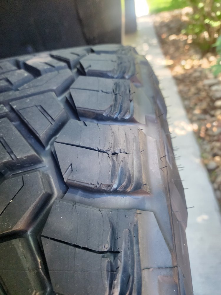 GROOVE FORD - Centennial CO - Hours, Directions, Reviews - Loc8NearMe