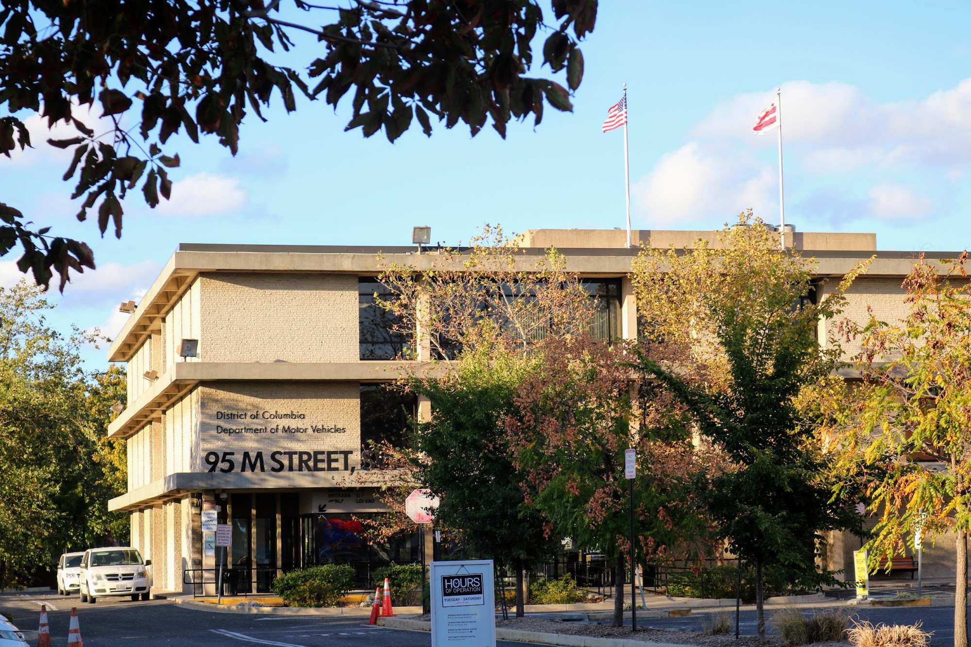 DC DMV - SOUTHWEST SERVICE CENTER - 95 M St SW, Washington DC - Hours ...