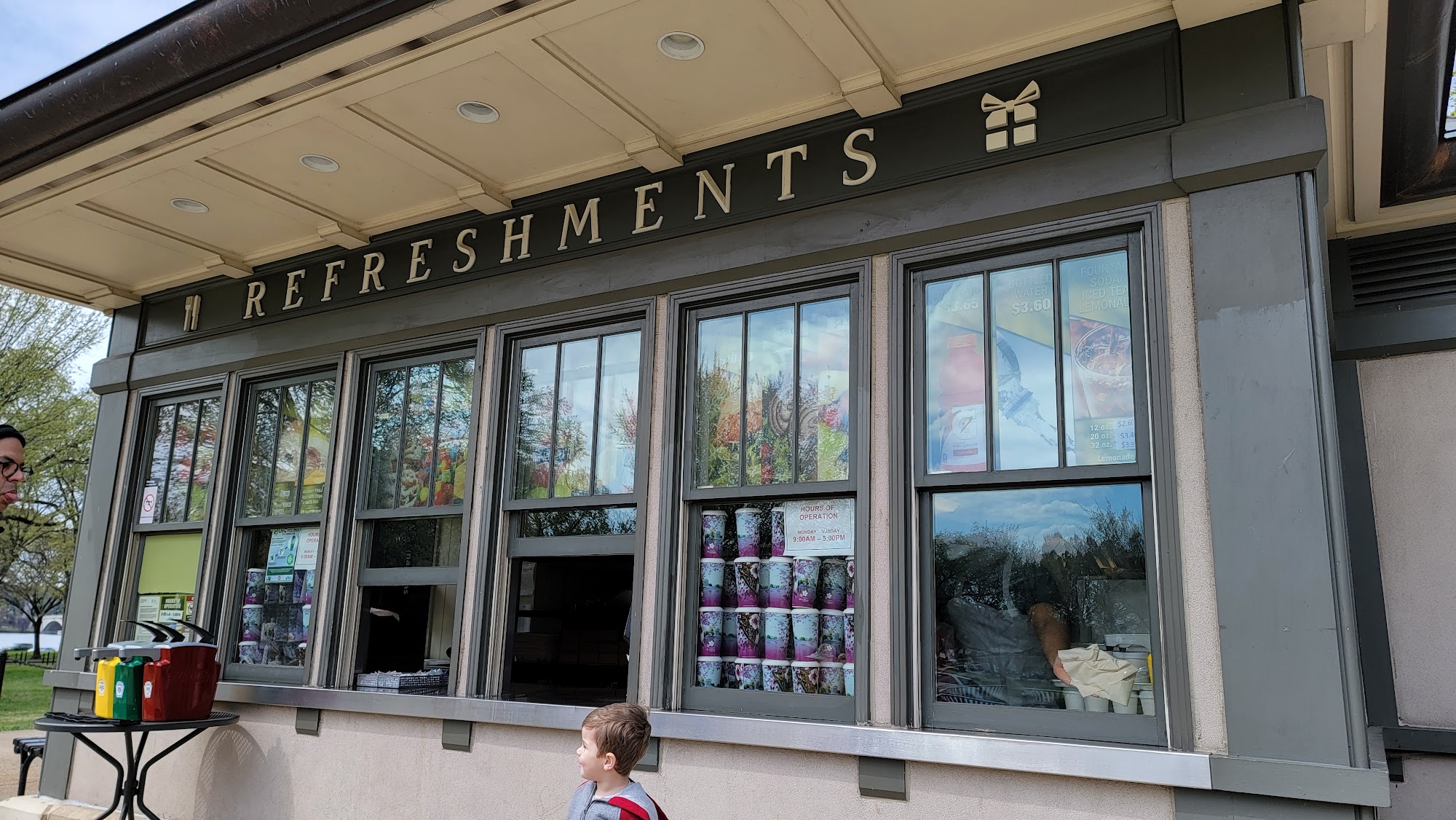 Restaurants near Potomac Park, Washington, DC - Restaurantji