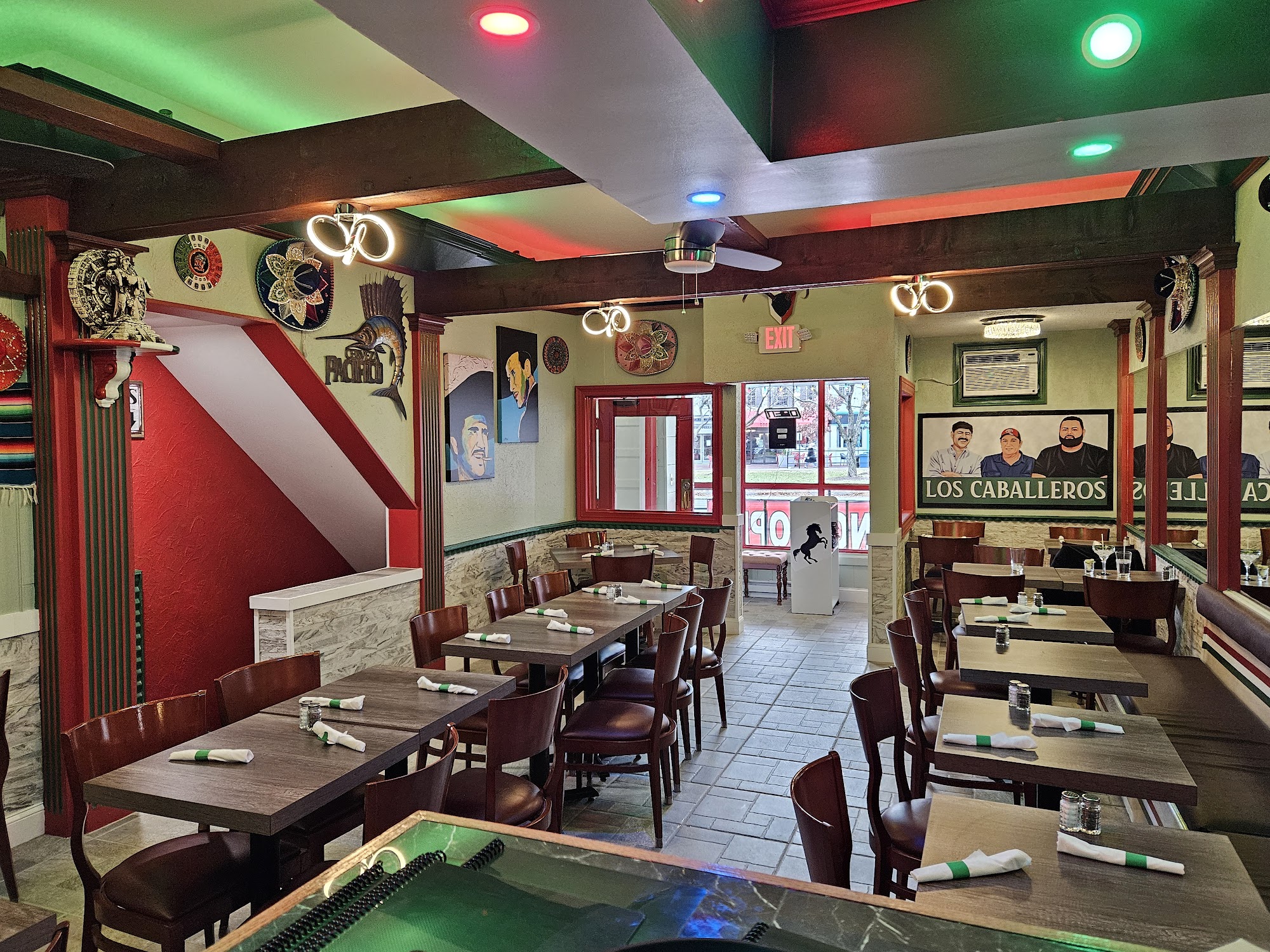 Restaurants near Folger Theatre, Washington, DC - Restaurantji