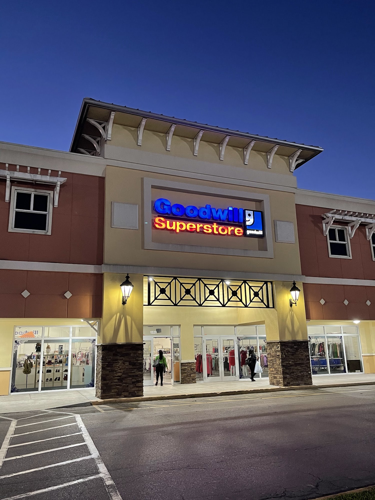 LAUDERHILL MALL - Lauderhill FL - Hours, Directions, Reviews - Loc8NearMe