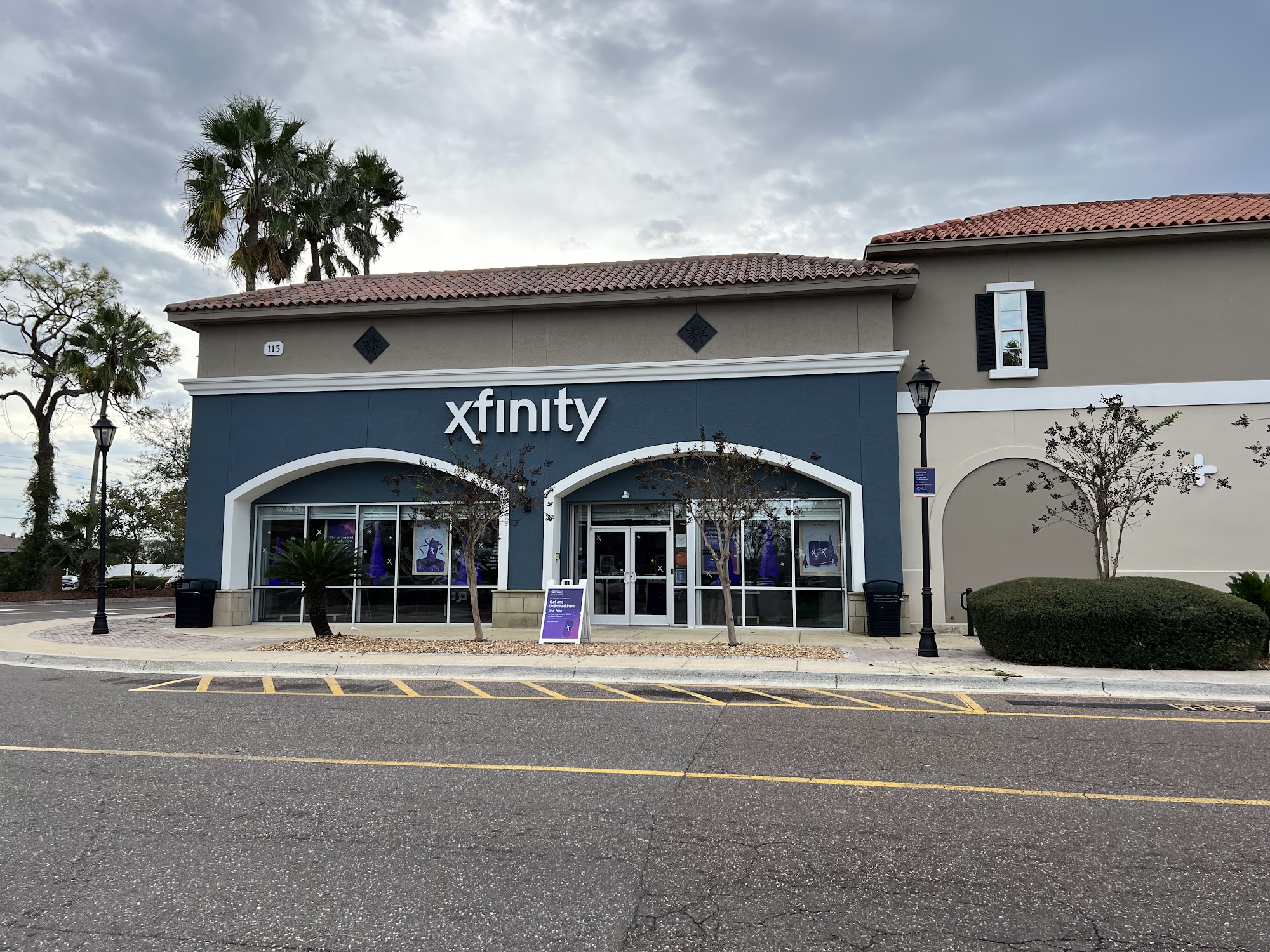 XFINITY STORE BY COMCAST - 115 Jenkins St #101, St. Augustine FL ...