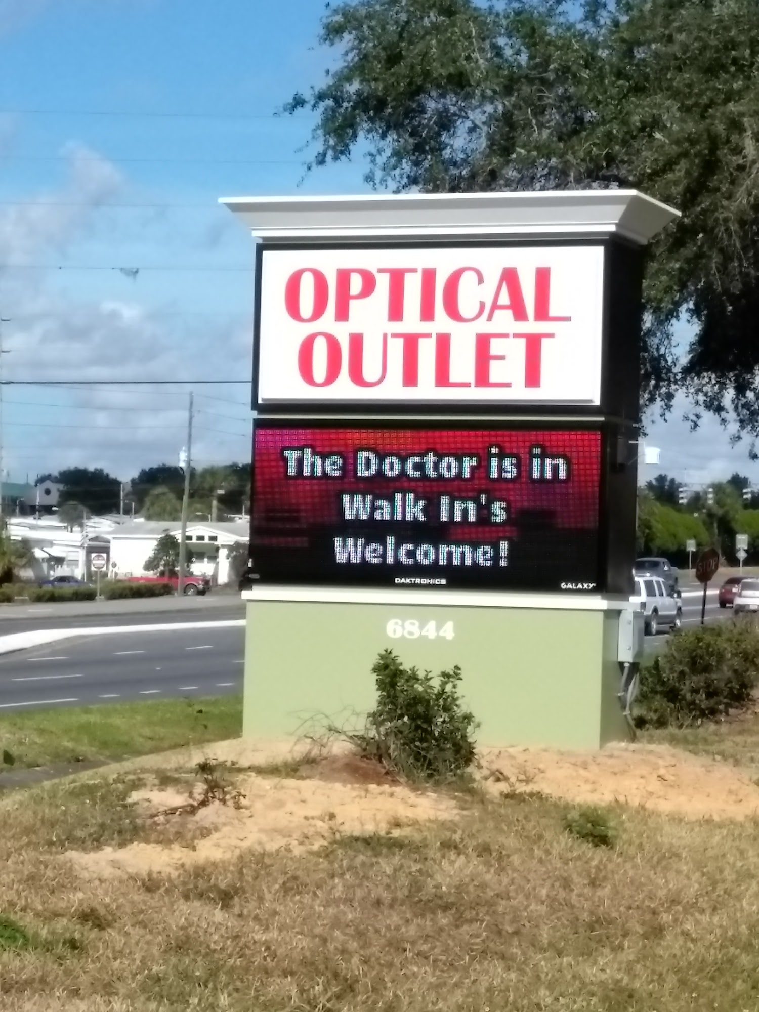 OPTICAL OUTLETS - Zephyrhills FL - Hours, Directions, Reviews - Loc8NearMe