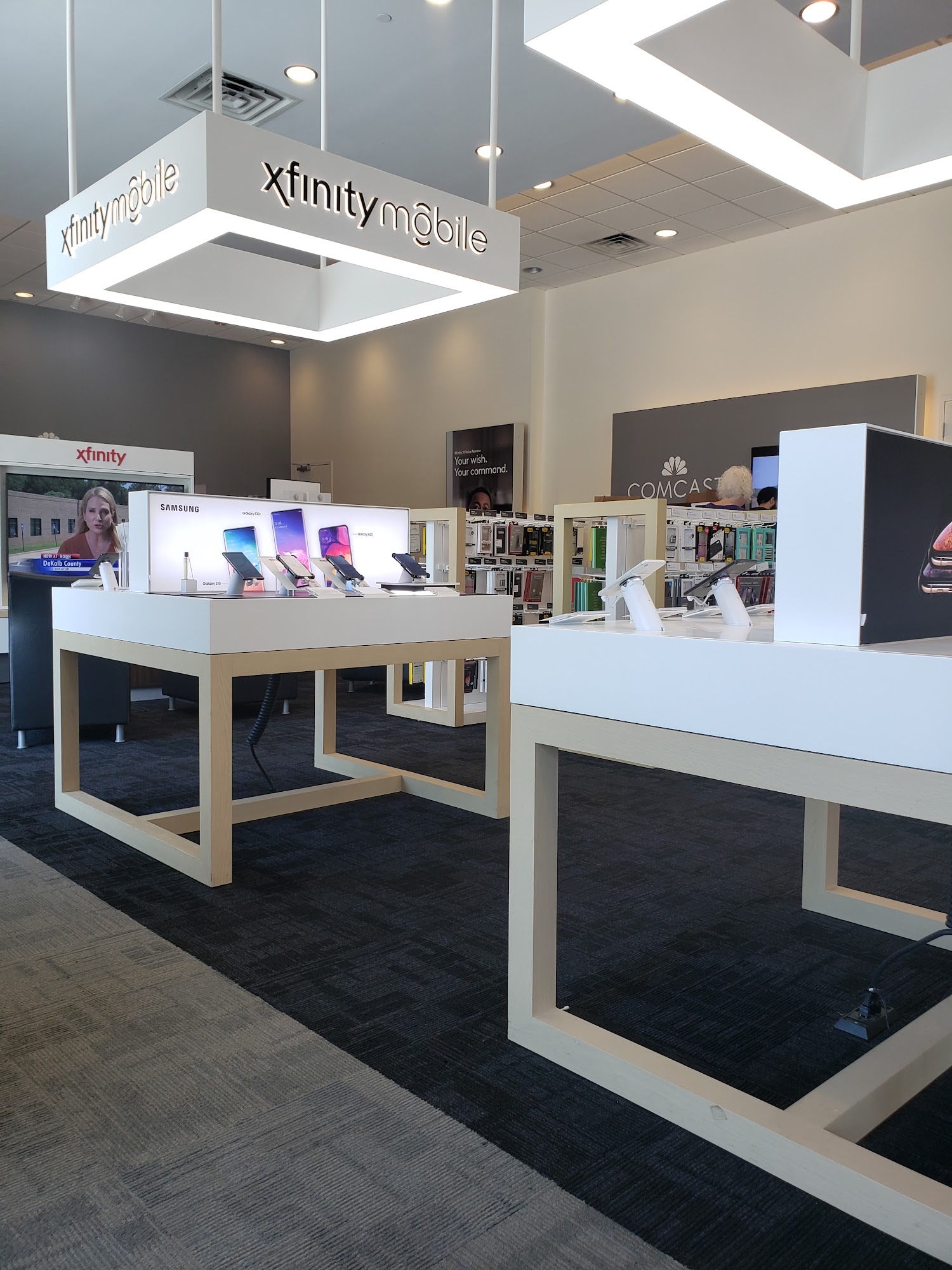 XFINITY STORE BY COMCAST - 3637 Peachtree Rd Suite C1, Atlanta GA ...