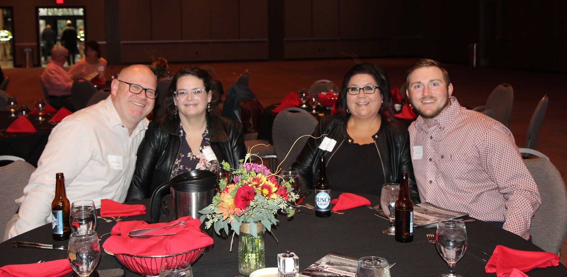 PERISHABLE DISTRIBUTORS OF IOWA (HY-VEE) - Ankeny IA - Hours ...