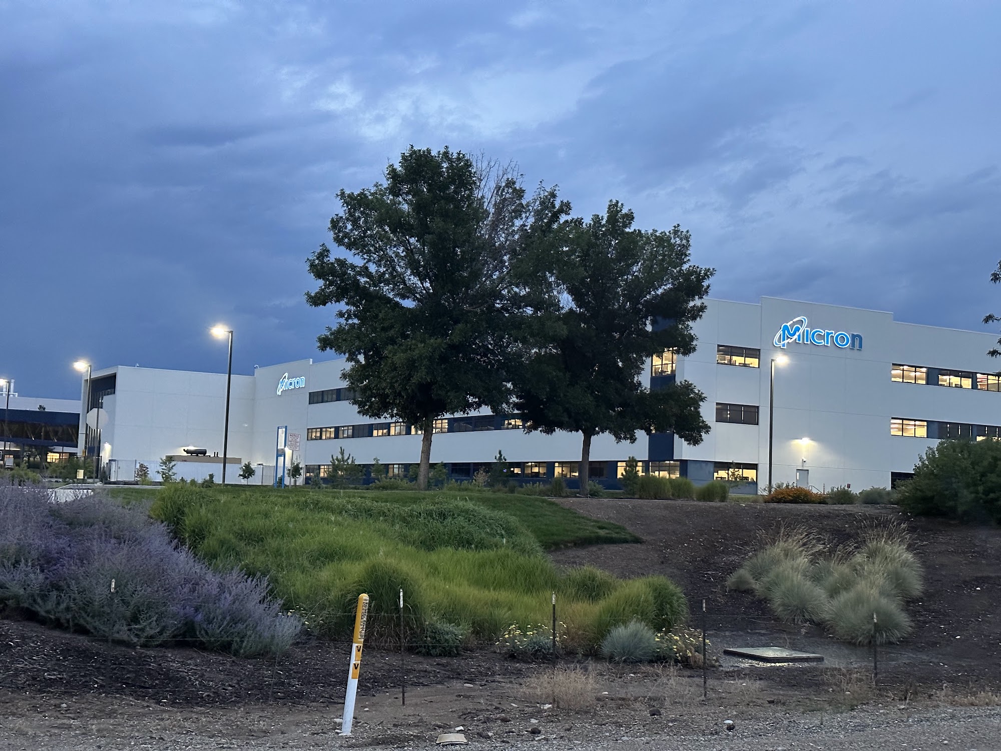MICRON SEMICONDUCTOR INC - Boise ID - Hours, Directions, Reviews ...