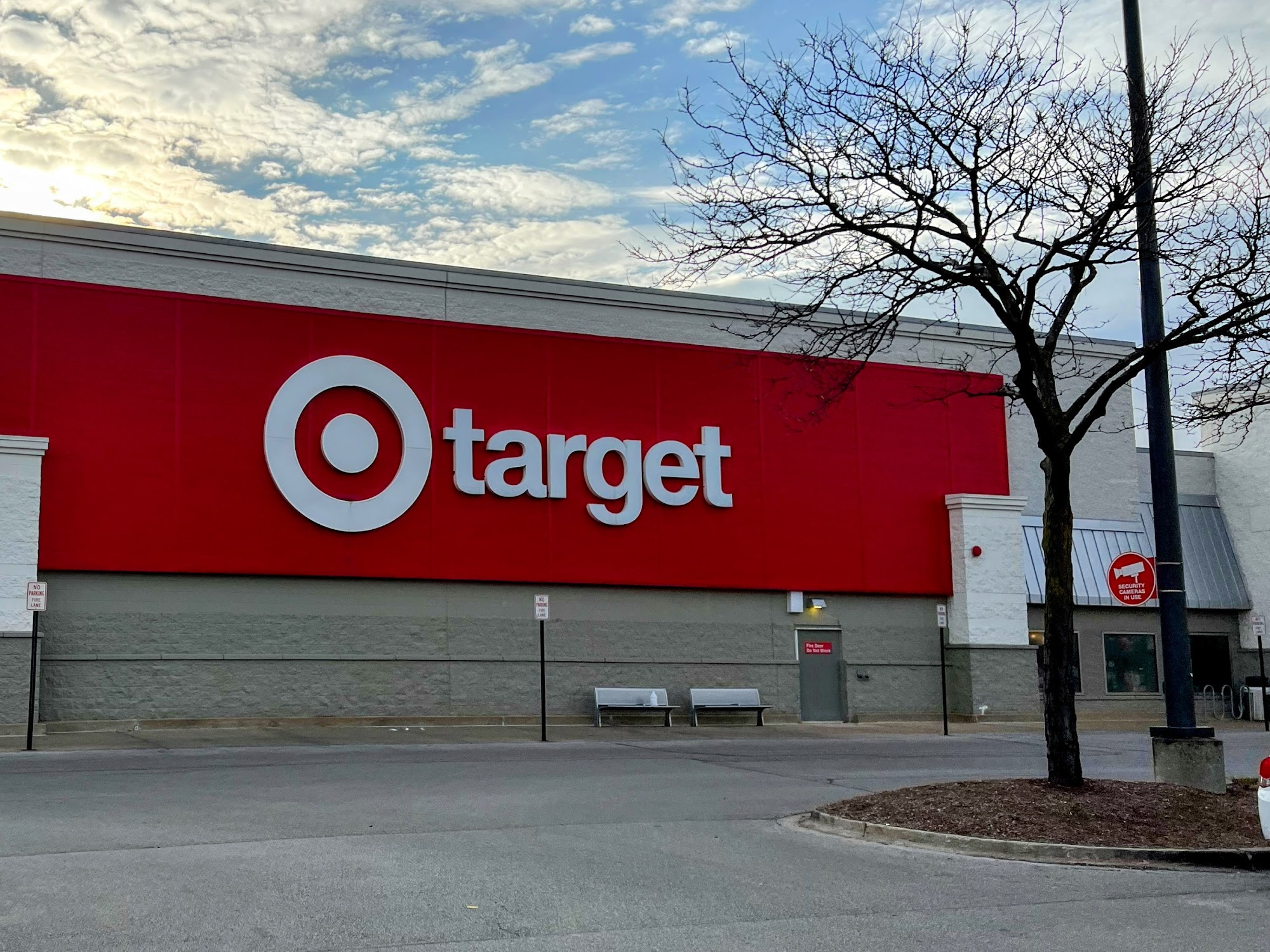 TARGET - 2656 N Elston Ave, Chicago IL - Hours, Directions, Reviews ...