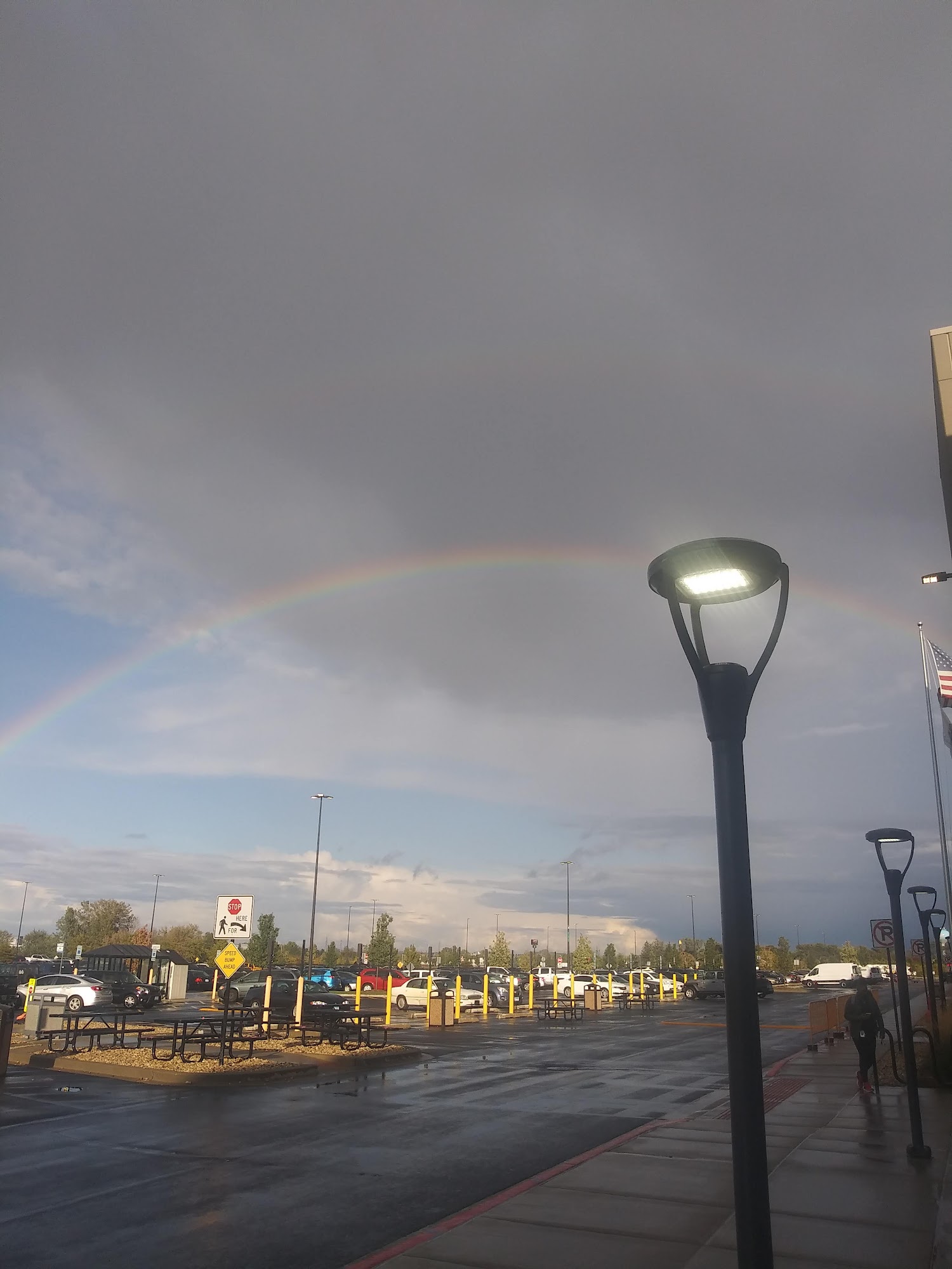 AMAZON FULFILLMENT CENTER TOURS - MDW7 - Monee IL - Hours, Directions ...