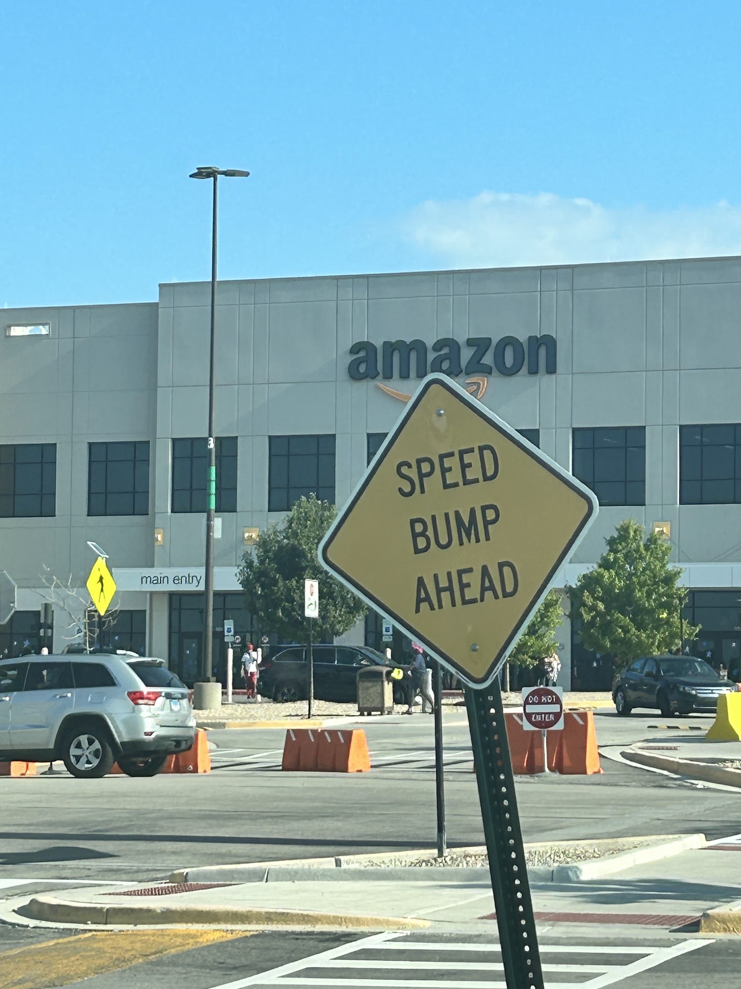 AMAZON FULFILLMENT CENTER TOURS - MDW7 - Monee IL - Hours, Directions ...