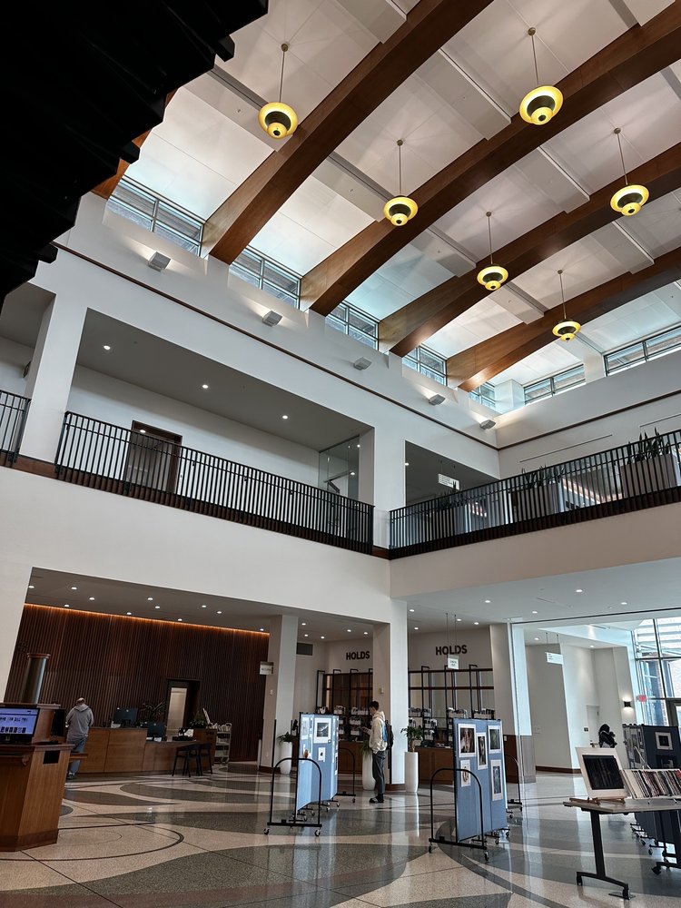 CARMEL CLAY PUBLIC LIBRARY - Carmel IN - Hours, Directions, Reviews ...