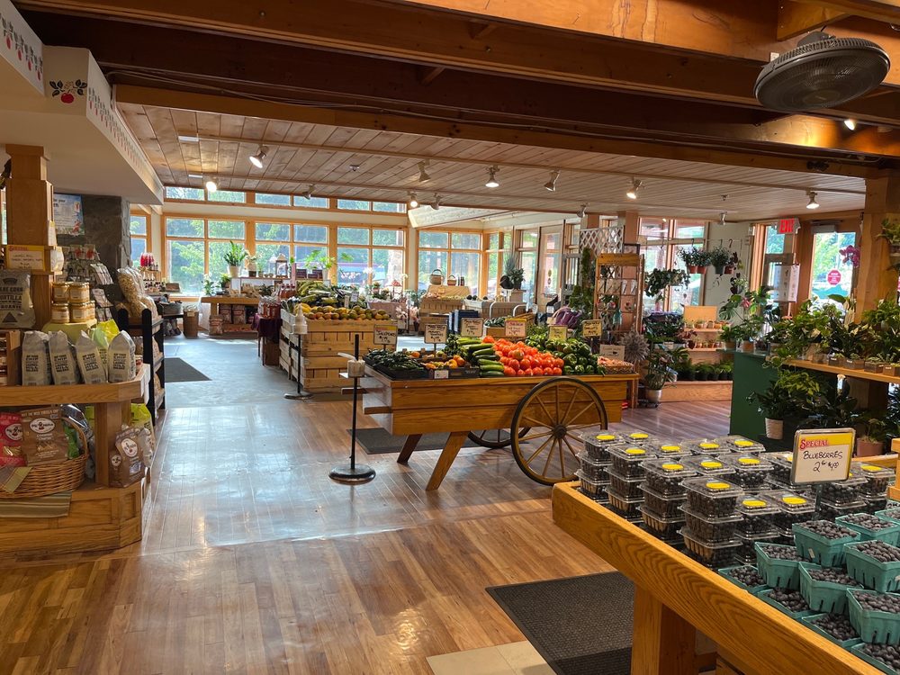 ATKINS FARMS COUNTRY MARKET - Amherst MA - Hours, Directions, Reviews ...