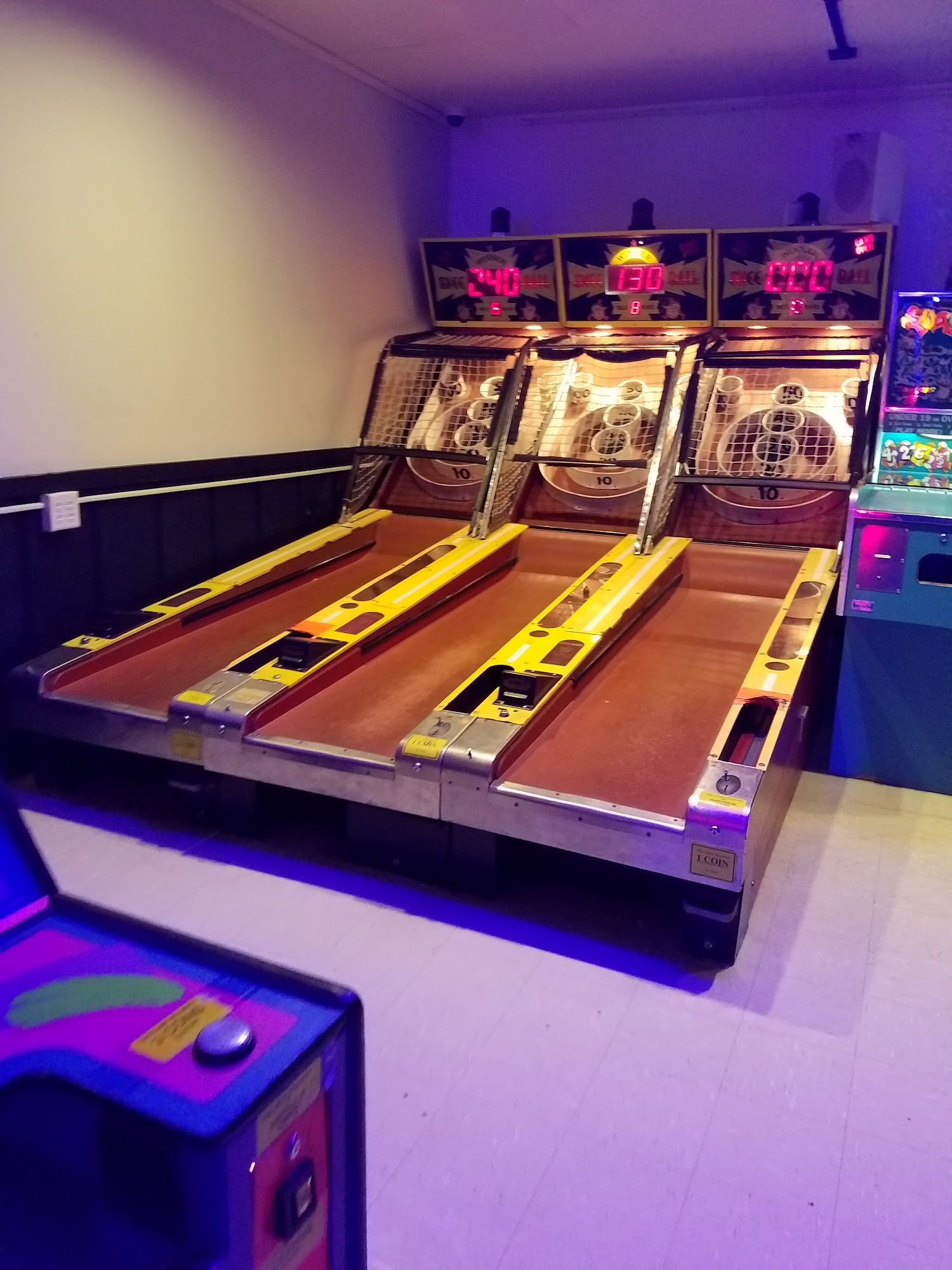 FRENCH KING BOWLING CENTER AND STORAGE FACILITIES - Erving MA - Hours ...