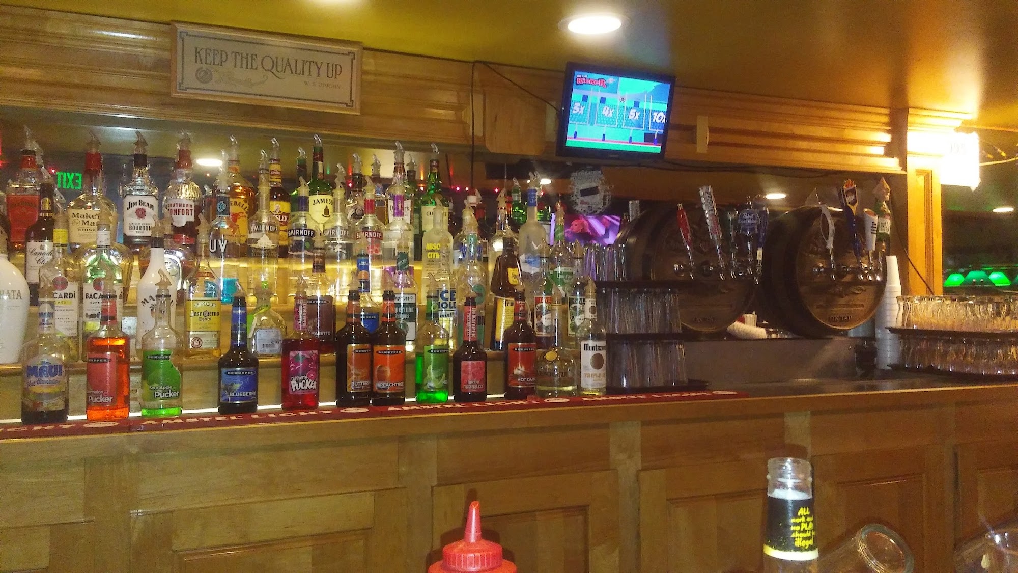 Long Lake Tavern, Portage - Menu, Reviews (64), Photos (16) - Restaurantji