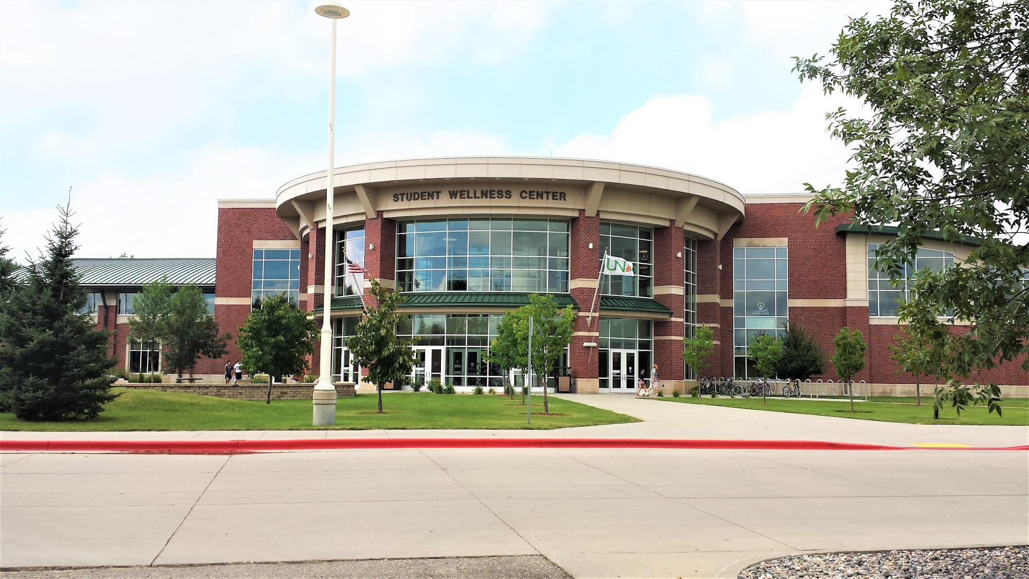 UNIVERSITY OF NORTH DAKOTA : WELLNESS CENTER - Grand Forks ND - Hours ...