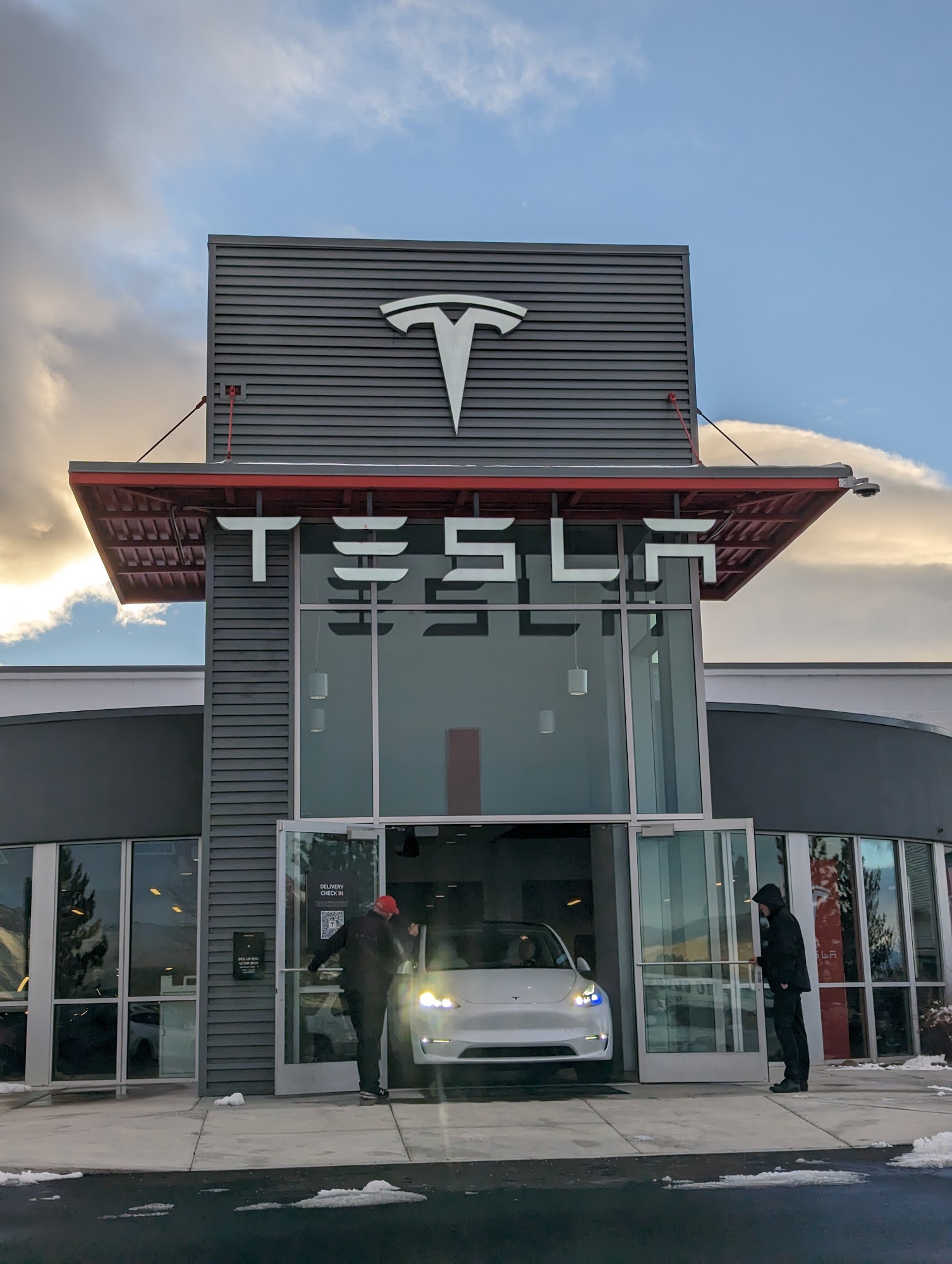 TESLA SHOWROOM - Reno NV - Hours, Directions, Reviews - Loc8NearMe