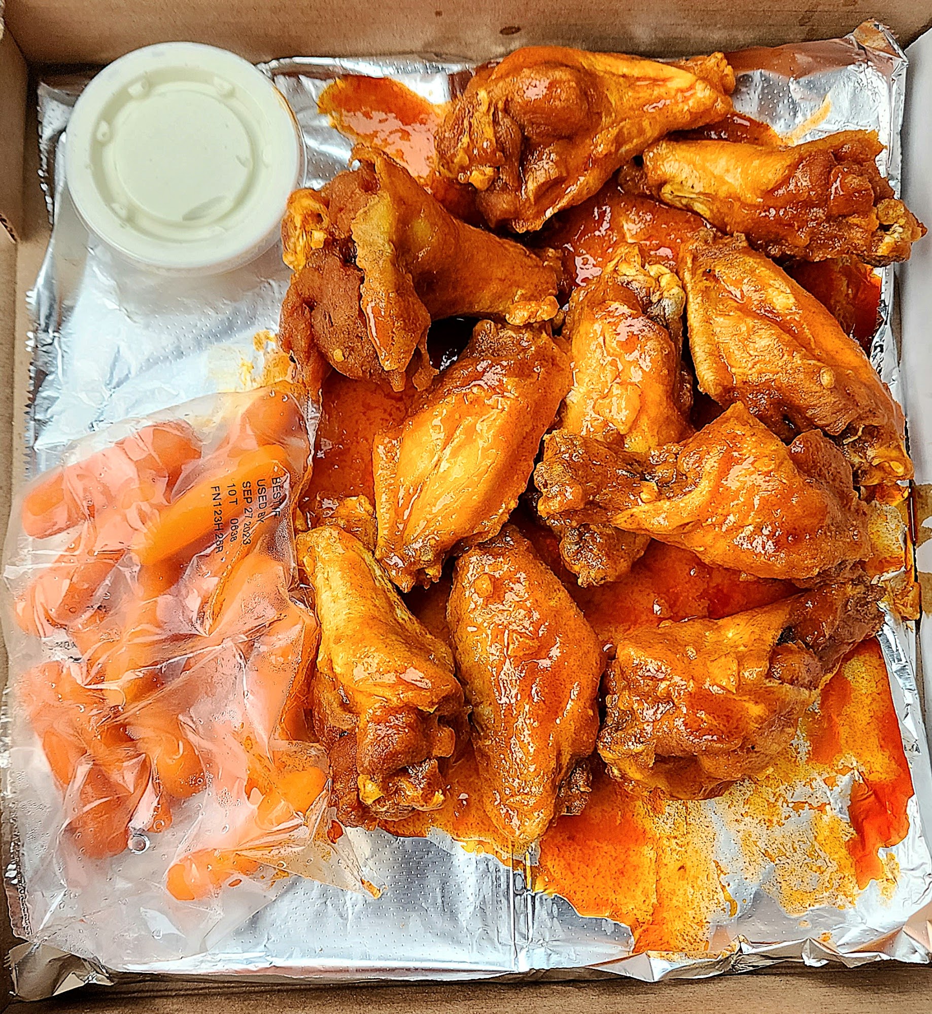 Town Line Pizzeria, Alden - Menu, Reviews (140), Photos (24) - Restaurantji