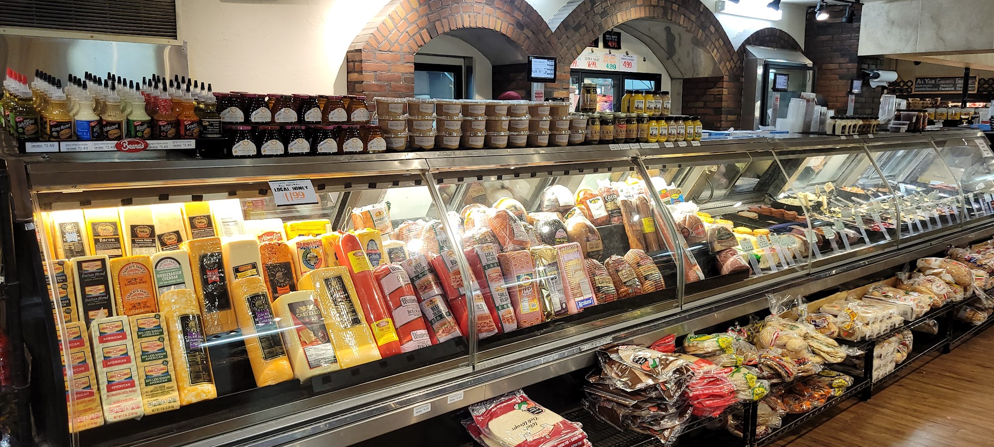 SWEET BERRY FRESH MARKET - Wickliffe OH - Hours, Directions, Reviews ...