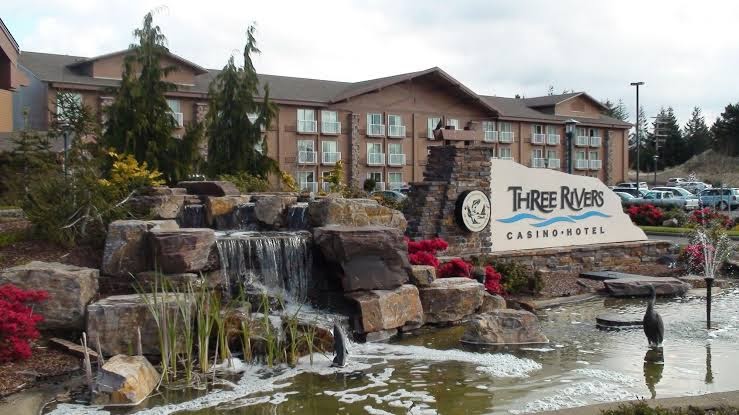 THREE RIVERS CASINO RESORT - Florence OR - Hours, Directions, Reviews ...