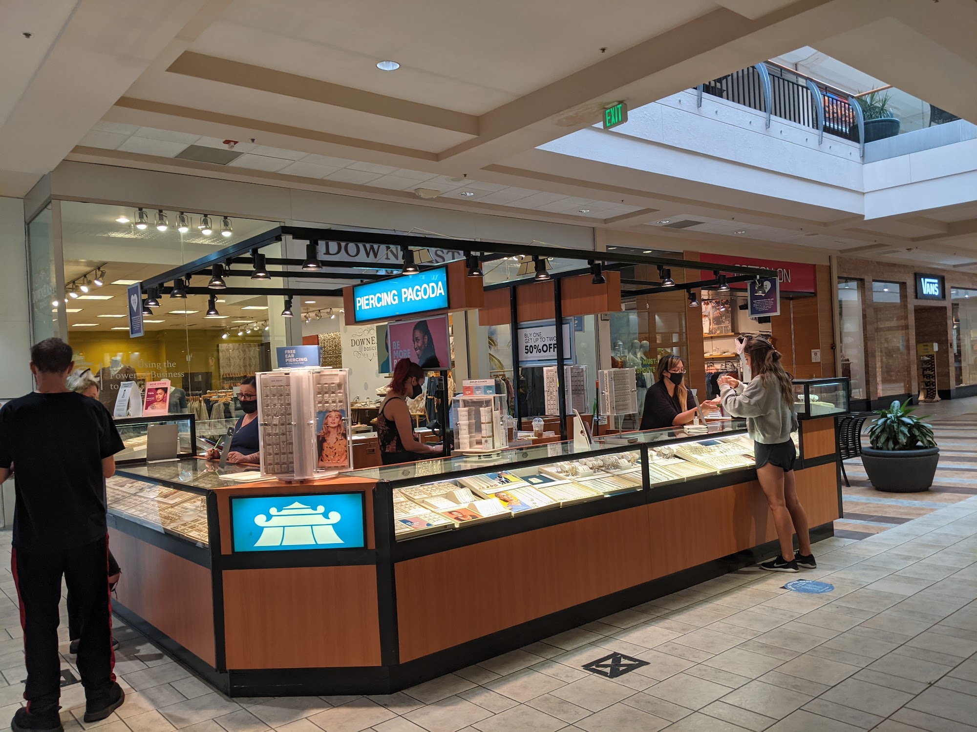 LAYTON HILLS MALL - Layton UT - Hours, Directions, Reviews - Loc8NearMe