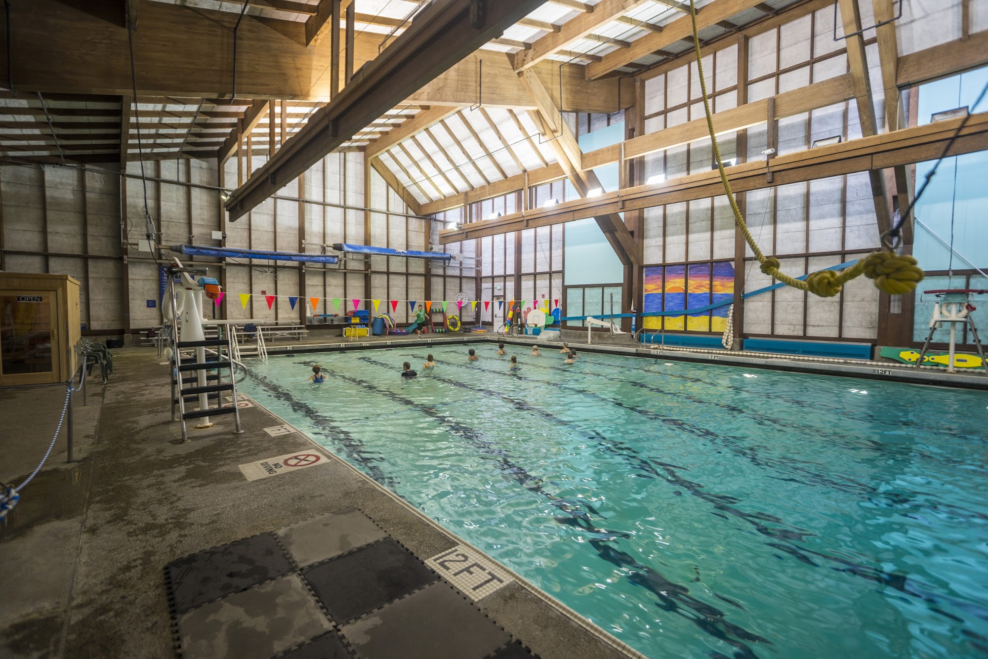 MEADOWBROOK POOL - Seattle WA - Hours, Directions, Reviews - Loc8NearMe