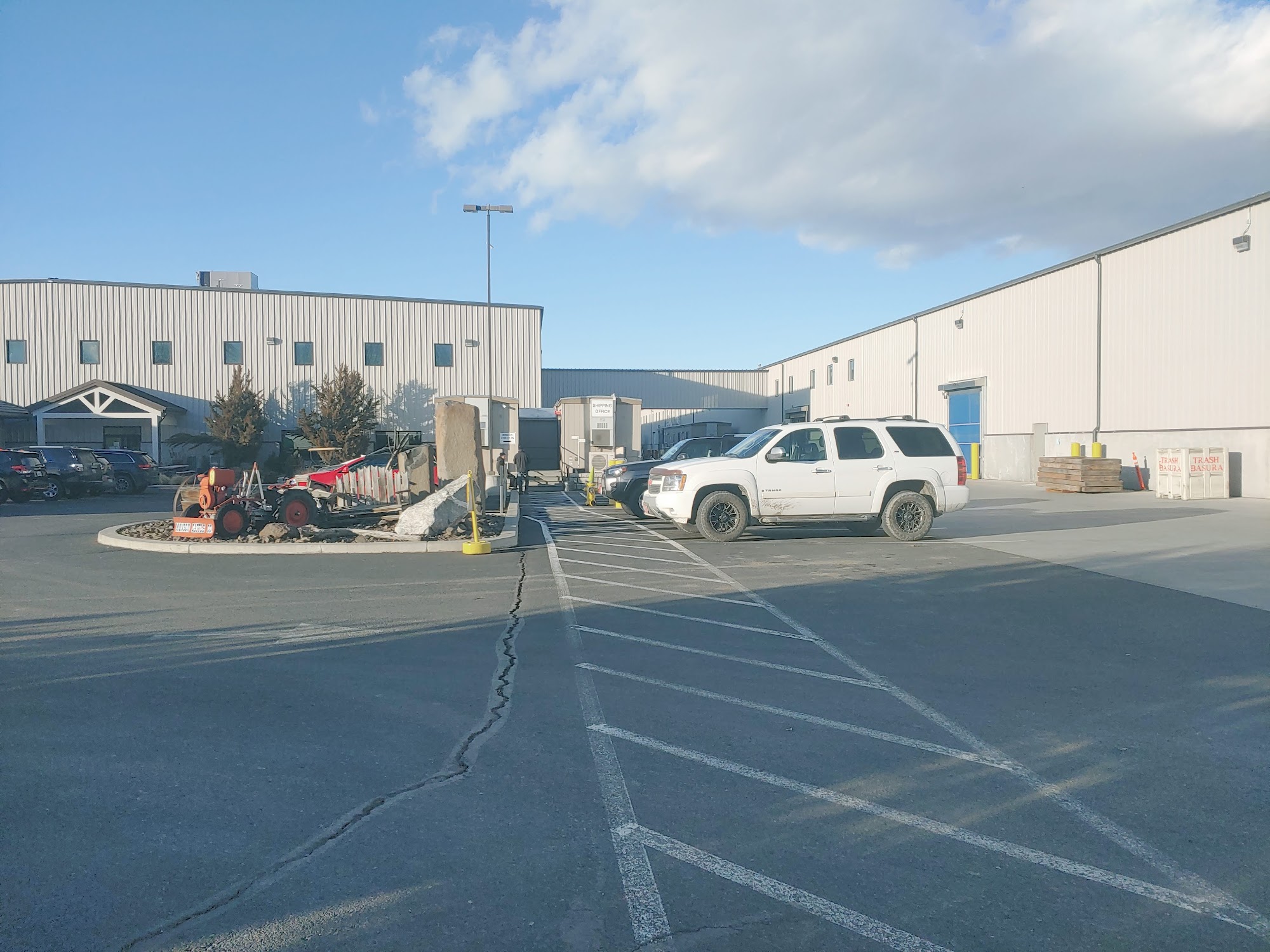 MONSON FRUIT COMPANY - Selah WA - Hours, Directions, Reviews - Loc8NearMe