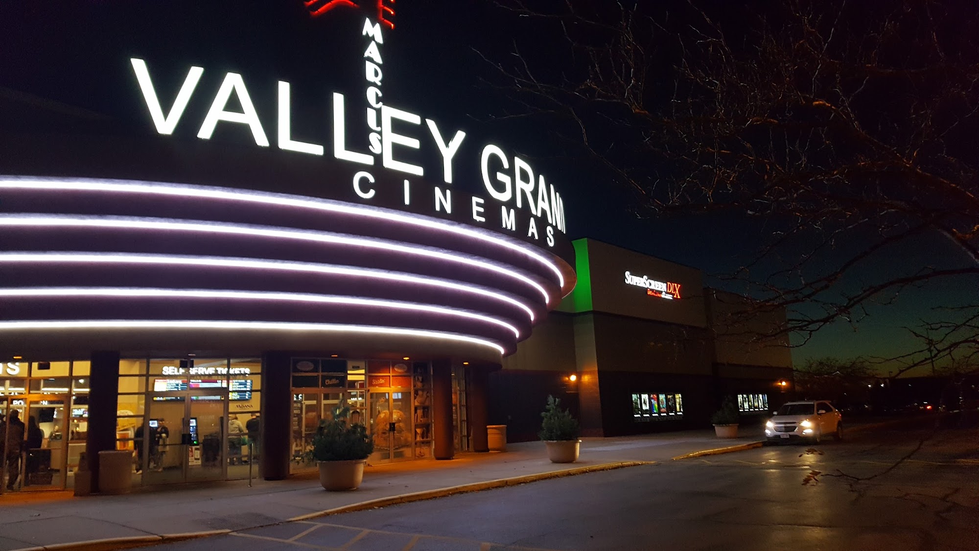 MARCUS VALLEY GRAND CINEMA - Appleton WI - Hours, Directions, Reviews ...