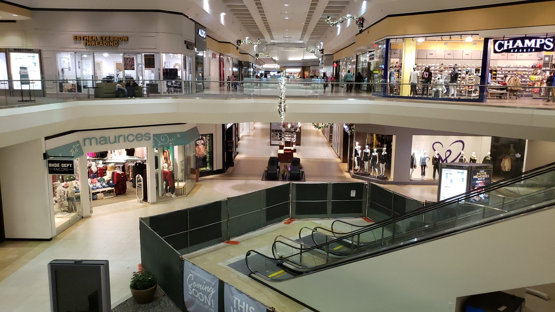 SOUTHRIDGE MALL - Greendale WI - Hours, Directions, Reviews - Loc8NearMe