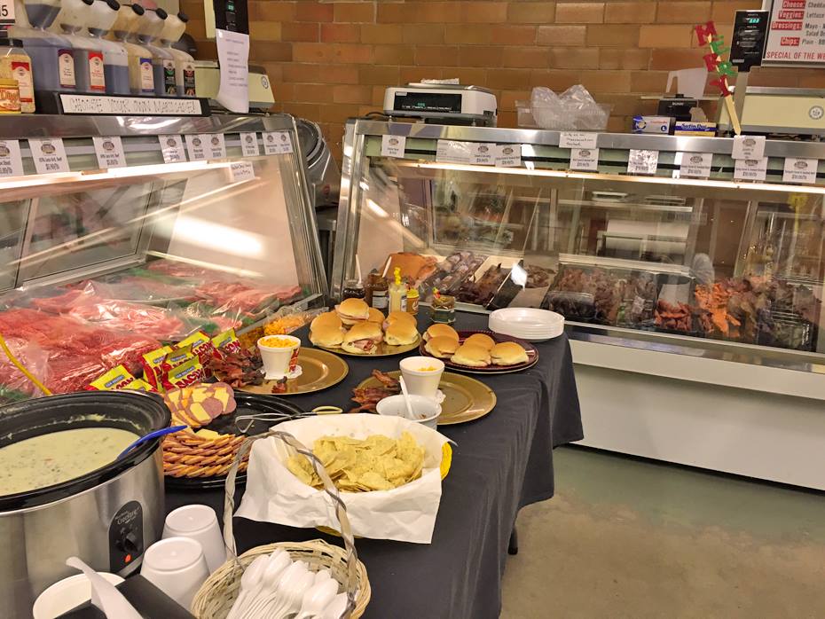 HOLMEN LOCKER & MEAT MARKET - Holmen WI - Hours, Directions, Reviews ...