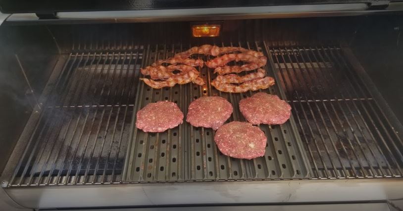HOLMEN LOCKER & MEAT MARKET - Holmen WI - Hours, Directions, Reviews ...