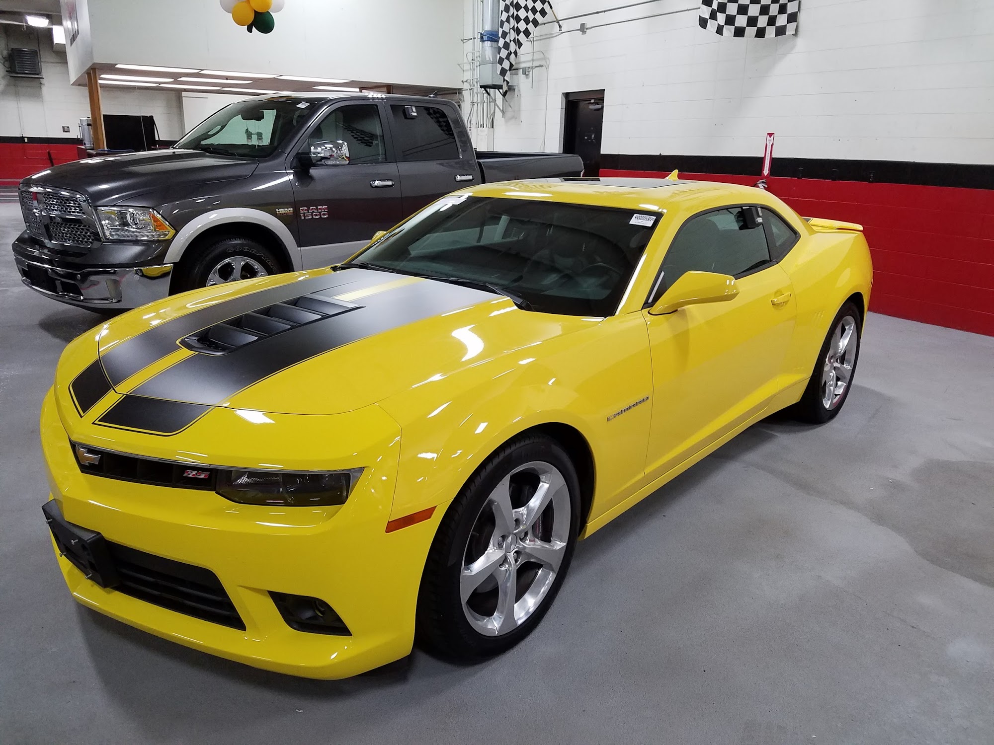 GREATER MILWAUKEE AUTO AUCTION - Milwaukee WI - Hours, Directions ...